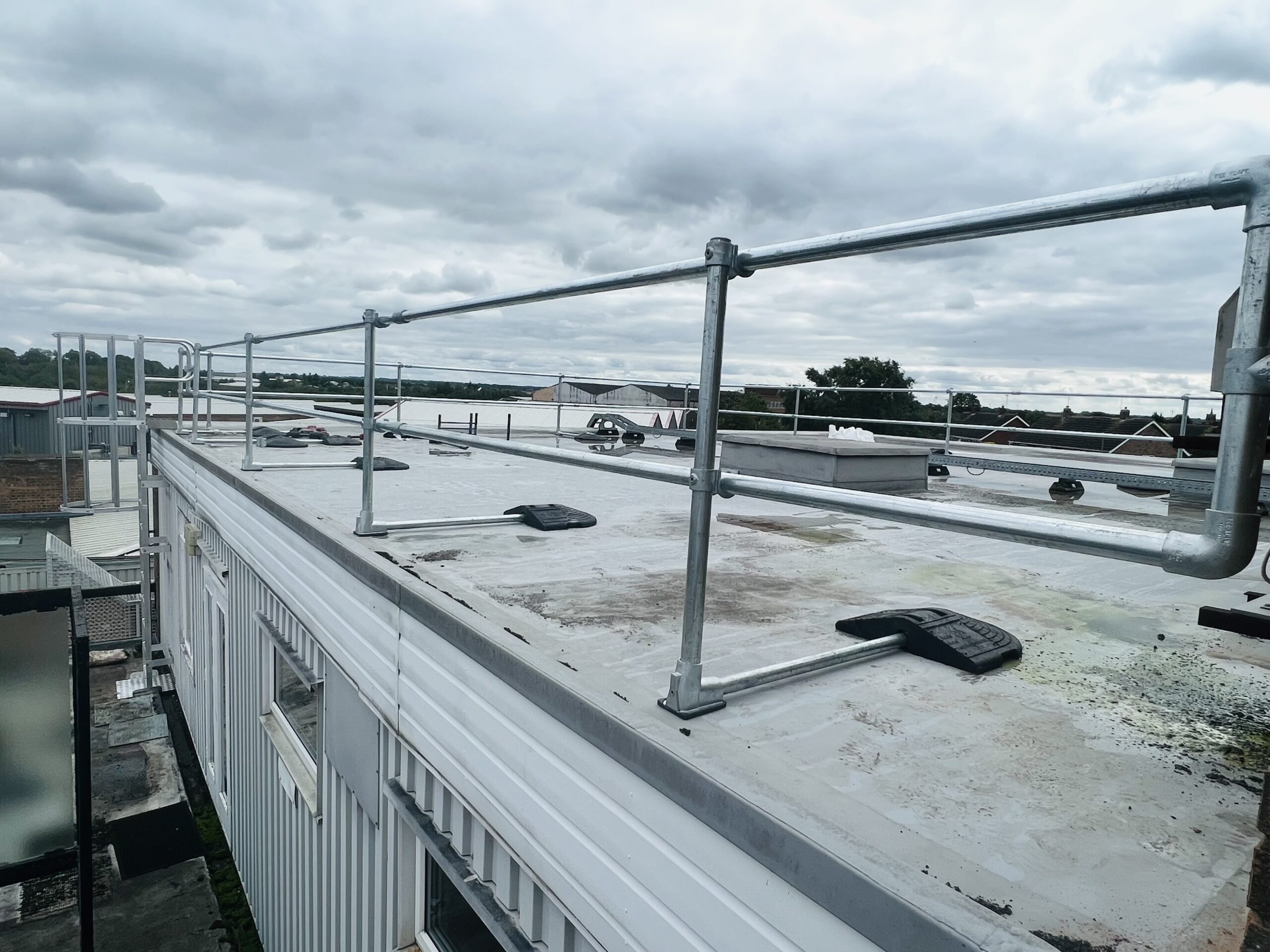 Vertisafe Guardrail Solutions - Vertisafe